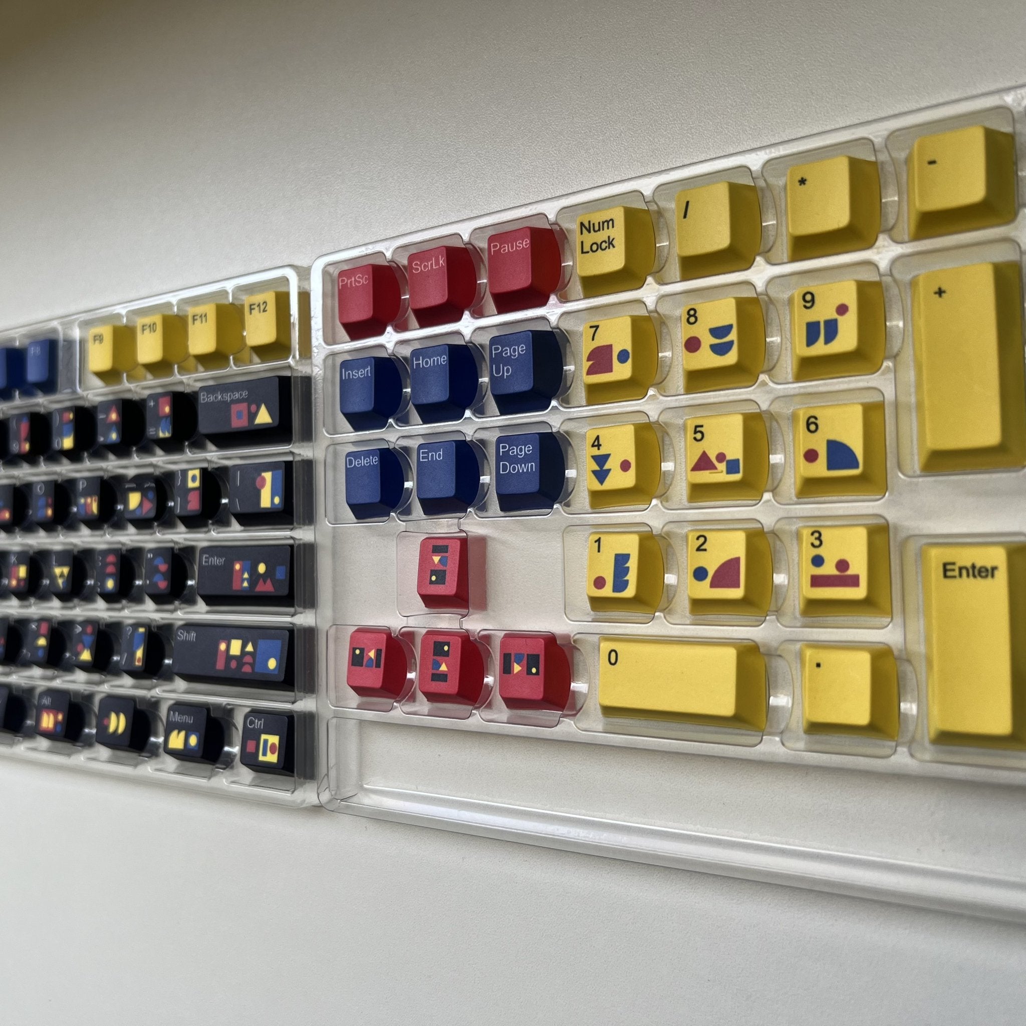 Abstract Modern Keycap Set | Designed by Raquel Colachagua – Goblintechkeys