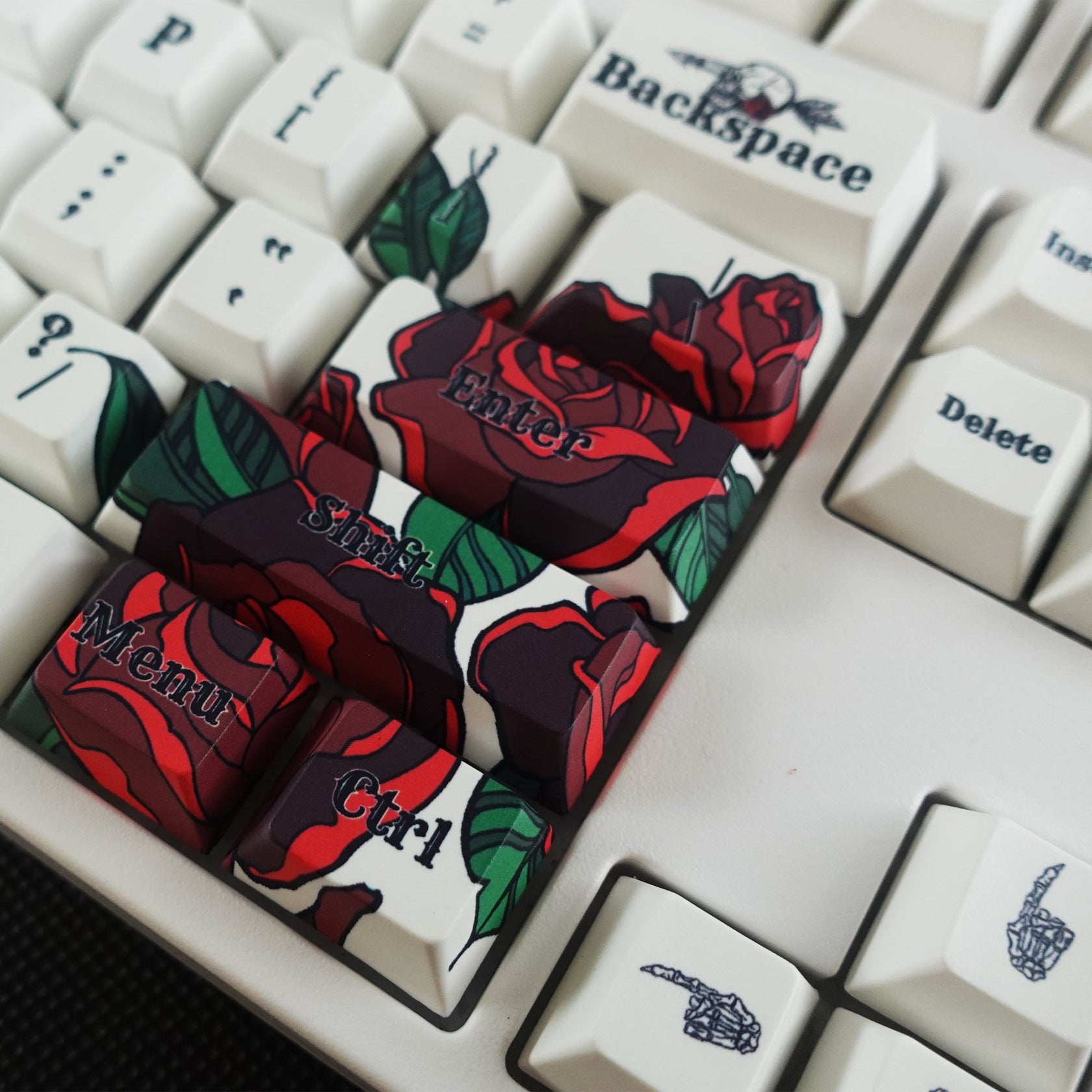 Add an Edgy Touch with Skull & Roses Keycaps – Goblintechkeys