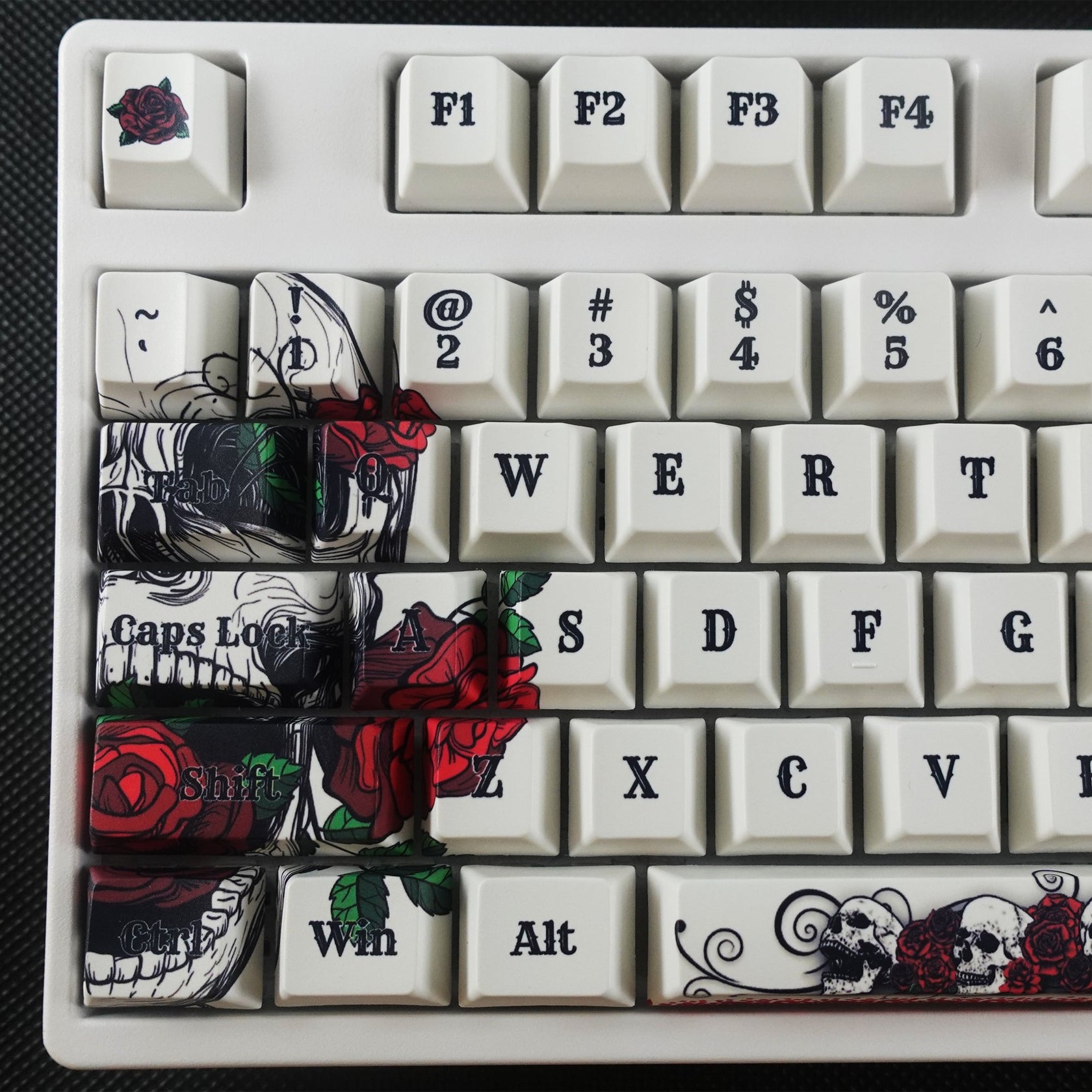Add an Edgy Touch with Skull & Roses Keycaps – Goblintechkeys